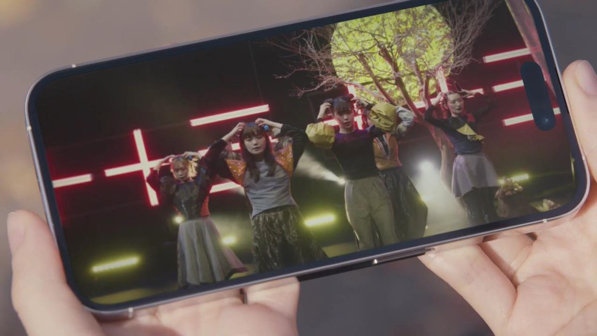 動画NOW on Twitter: "西島秀俊 上戸彩 樋口可南子 ダンテ・カーヴァー BiSH 錦鯉 長谷川雅紀が出演する ソフトバンク のCM PayPayカード ゴールド「テンテンスリー ...