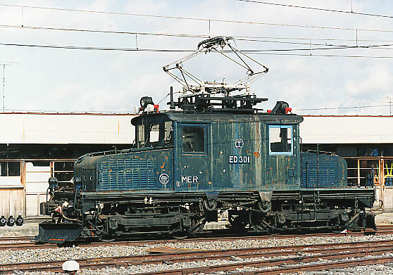 よういち on Twitter: "松電ED30、前は青かったんですよね。 茶色よりも好き。"