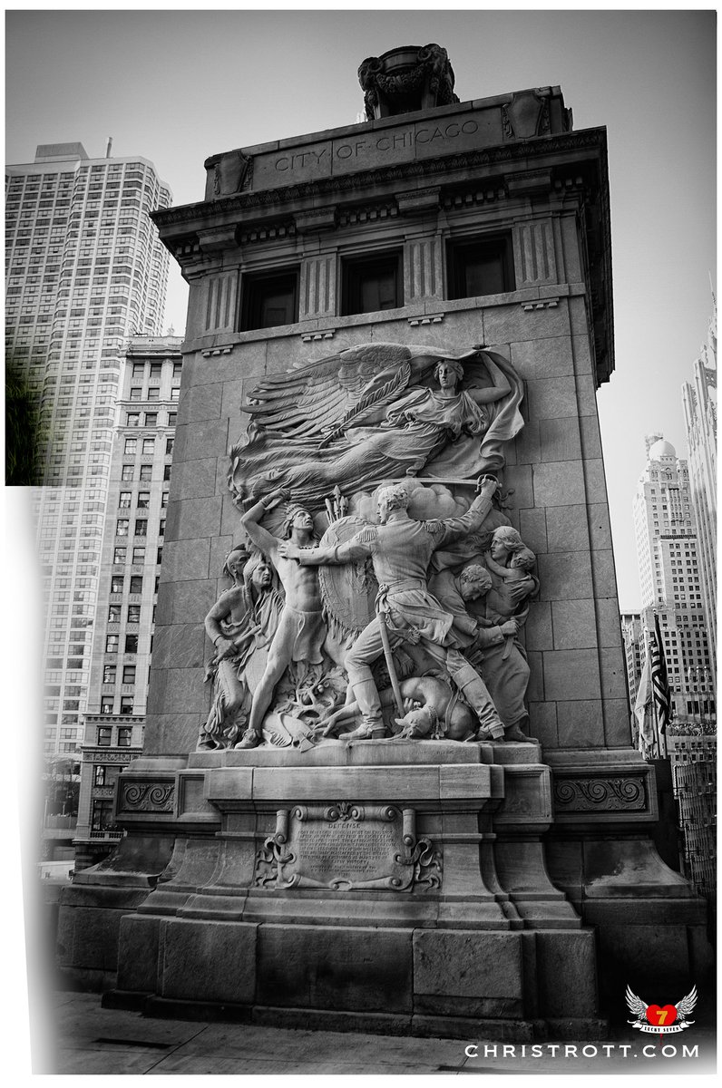 Christopher Gerhard Trott🌊 on Twitter: "The North side of the Michigan Avenue Bridge in Chicago ...