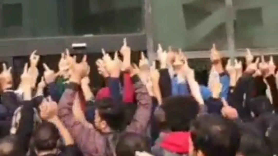𝔰𝔥𝔞𝔥𝔞𝔞𝔡 شـهـــاب 🚩 On Twitter دانشجوهای دانشگاه تهران و شریف اول فحش