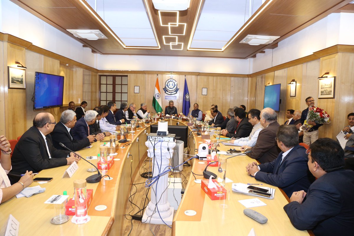 CBIC on Twitter: "Shri Vivek Johri, Chairman CBIC addressed Trade Representatives and Officers ...