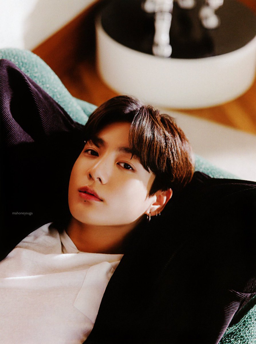 Golden Times On Twitter Jungkook Is The First Korean K Pop Soloist