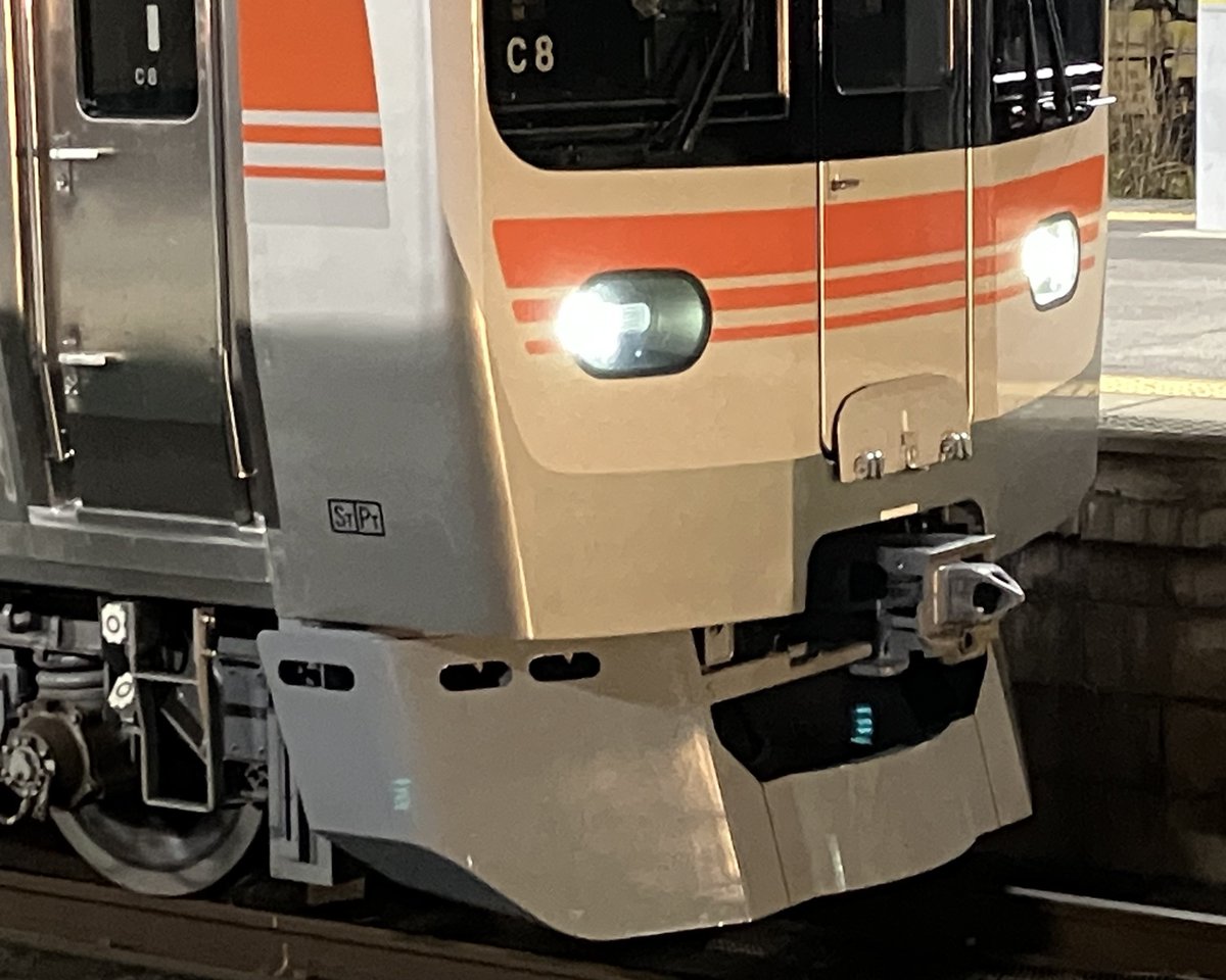 MATSUURA TRAIN🐬💮🌸 on Twitter: "名古屋18:19「普通 高蔵寺」 ・315系(C8編成) #JR東海_運用 ※211/313運用代走 足回りが綺麗なうちに捕獲"