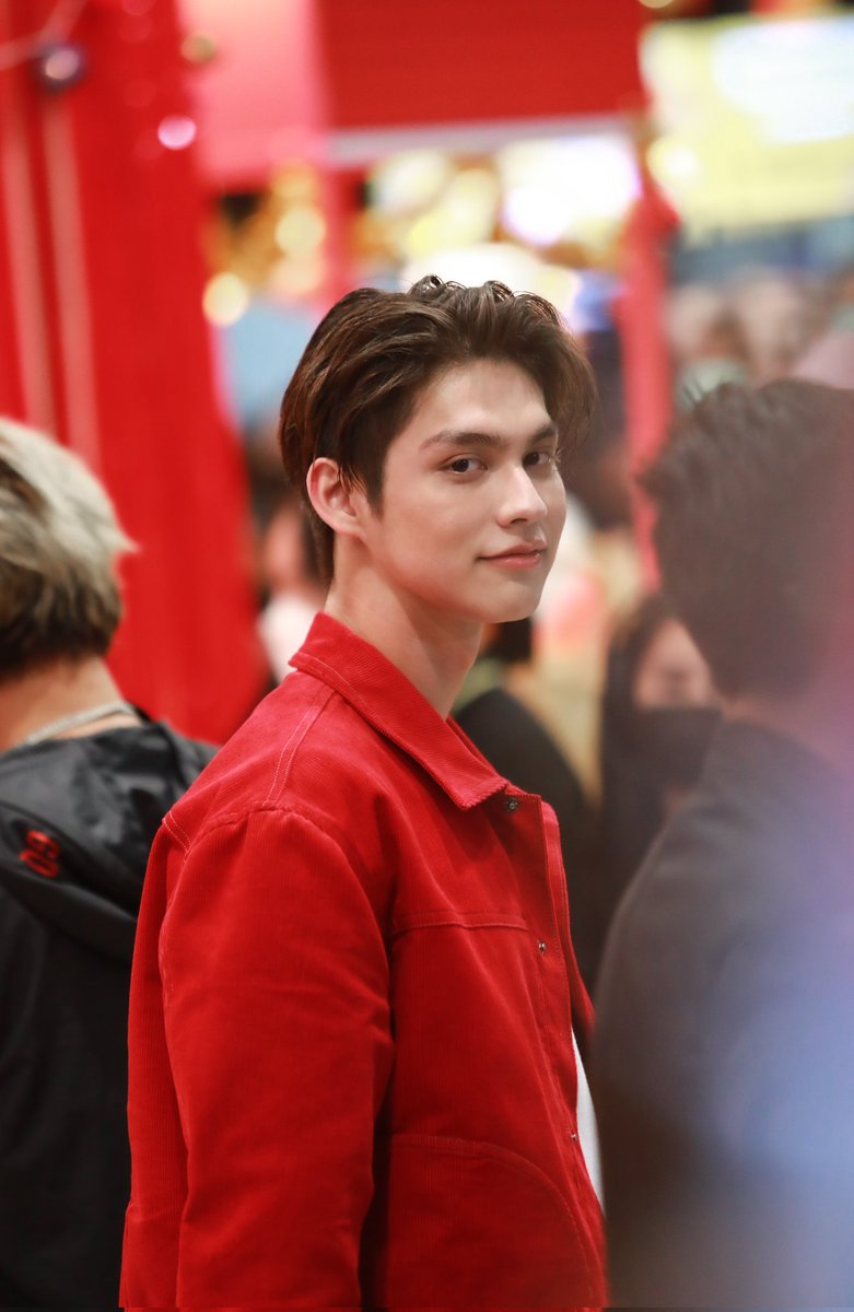 PTB on Twitter: "Bright Today #bbrightvc #สก๊อตดีปีใหม่ต้องไบรท์"