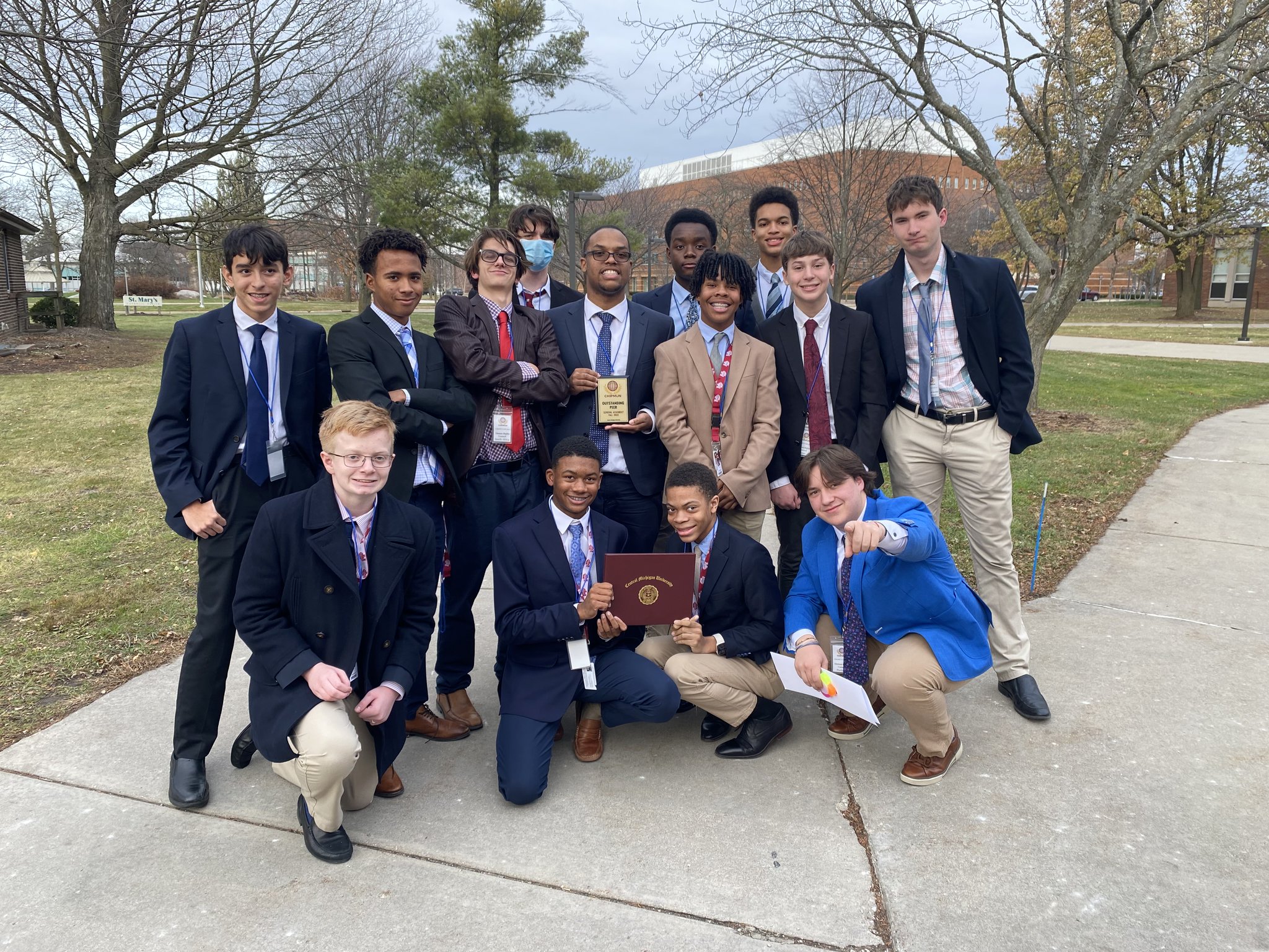 U Of D Jesuit On Twitter Last Week Our Model United Nations Team