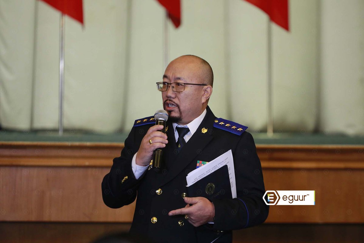 ГанбаатарОТГОНЖАРГАЛ On Twitter Ерөнхий сайд Л ОЮУН ЭРДЭНЭ Арван хуруундаа алтан бөгжтэй