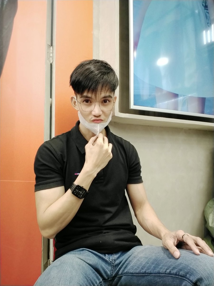 Marky De Monteverde on Twitter: "bukod sa burat ko feeling ko nalaki na rin hita ko. wanna see ...