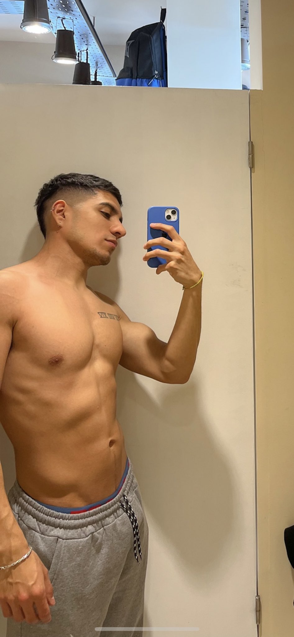 Facundo Farias on Twitter: "🫂 https://t.co/aTFGKSViPs" / Twitter