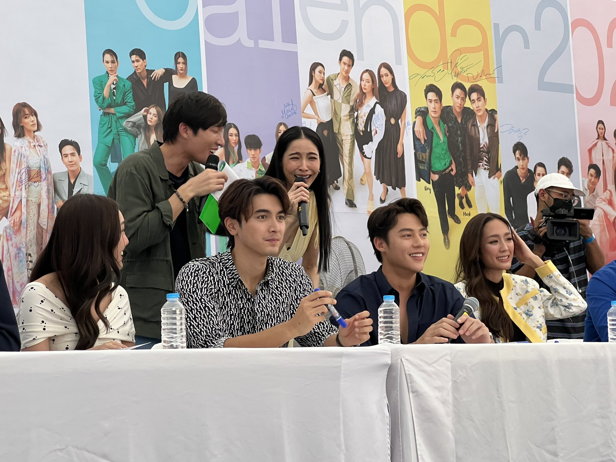 Ch3Thailand on Twitter: "มาที่ฝั่งนี้กันบ้าง ไอต้าวน่ารัก คึกคัก เวลาเซ็นชื่อ🥰 🔴 ดู Live คลิก ...