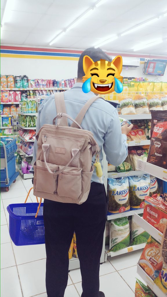 TIARA ☮ on Twitter: "@ohmybeautybank Ini tas aku ngantor muat laptop, buku, mukenah, tumblr ...