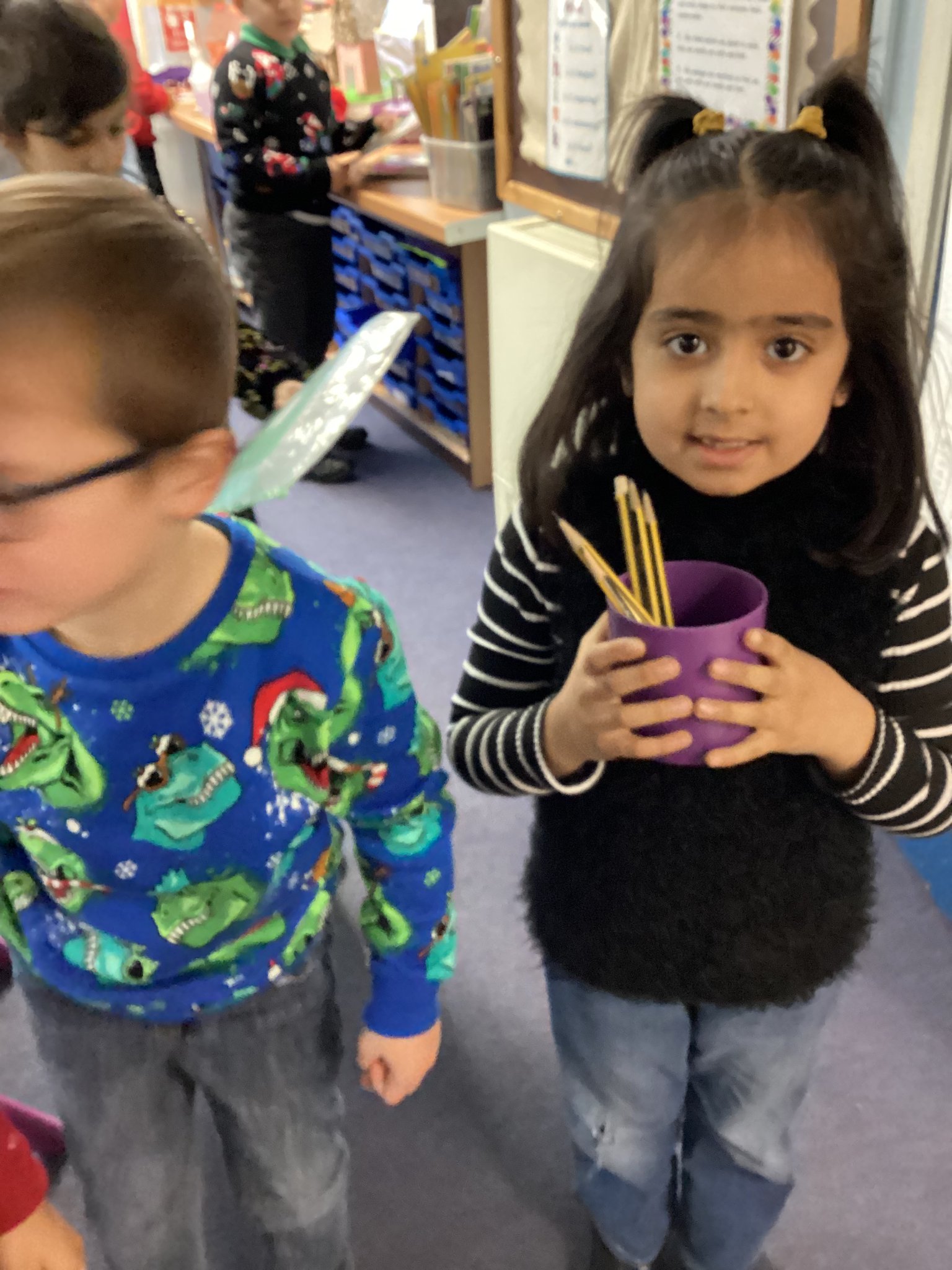 1S Class Page On Twitter We Went On A 3D Shape Hunt stlukesbury 1s-class-page-on-twitter-we-went-on-a-3d-shape-hunt-stlukesbury