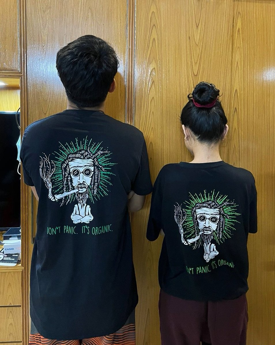 namu⁷ on Twitter: "my maa: "chii ganjakhor der tshirt poros tora" also my maa: "tora duitah 420s ...