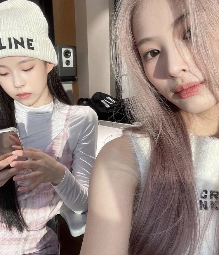 규진♡︎| 𝓢𝒂𝒔𝒉𝒂💋 on Twitter: "i just want to know why before i start crying because this year is so ...