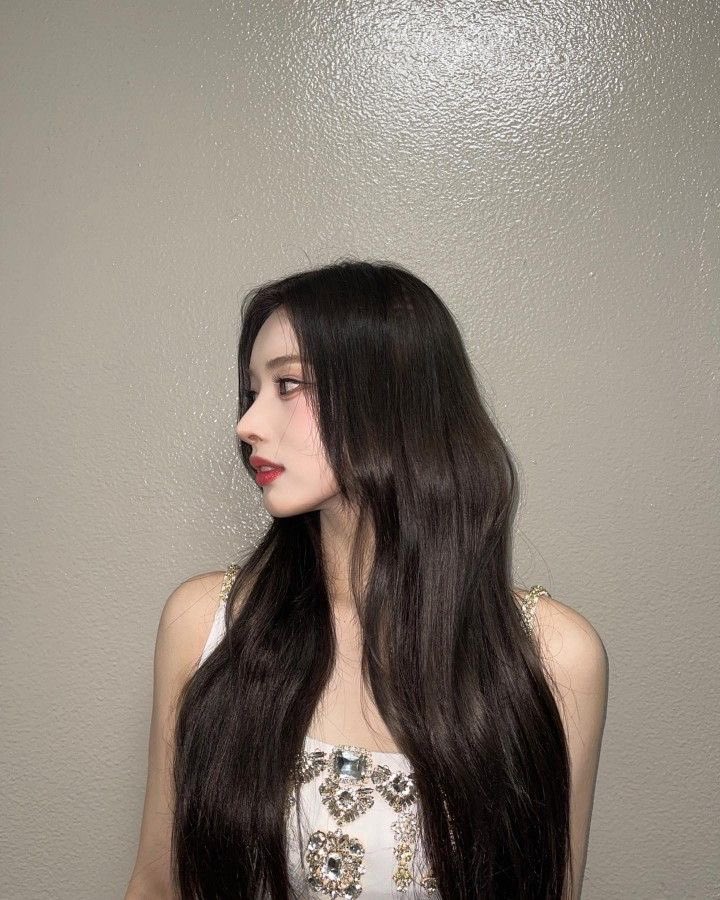 NMIXX(エンミックス)ジニが脱退へ 突然の発表にファン衝撃 「急に決定？」「変な衣装着せられてた」 : まとめダネ！