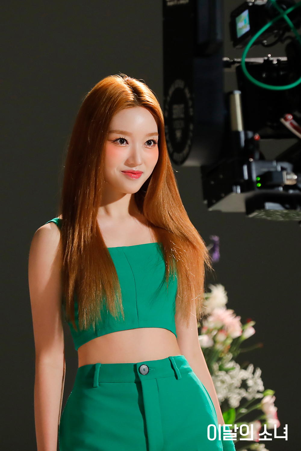 💫 Orrery/nim on Twitter: "#LOONA Naver Post: LUMINOUS MV Filming 1/11 https://t.co/zewZpRysRH ...