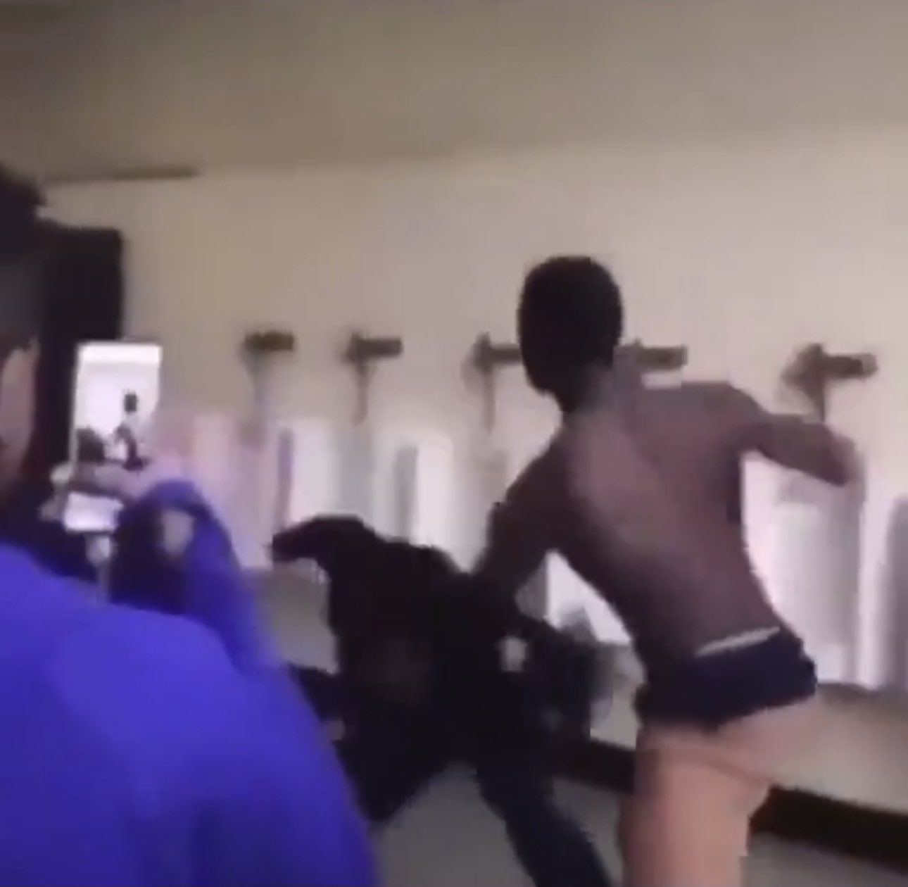 Jacob on Twitter: "@iFightPlug nah bro ducked that shit tho https://t.co/N8TUOiBzQs" / Twitter