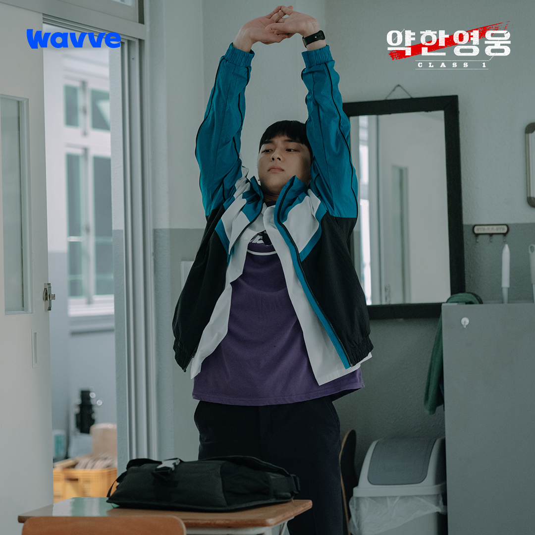 Wavve (웨이브) on Twitter: "3주 연속 OTT 화제성 1위!! 약한영웅 헌정 삼행시 약: 약한영웅 / 영: 인기의 / 즈: 신 삼행시가 이상하다구요 ...