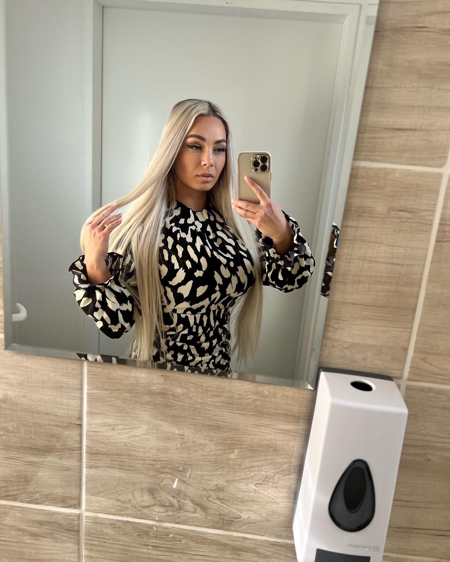 TW Pornstars - 3 pic. Lexa's Dressing Room. Twitter. 👠👠👠. 7:04 AM - 9 Dec 2022