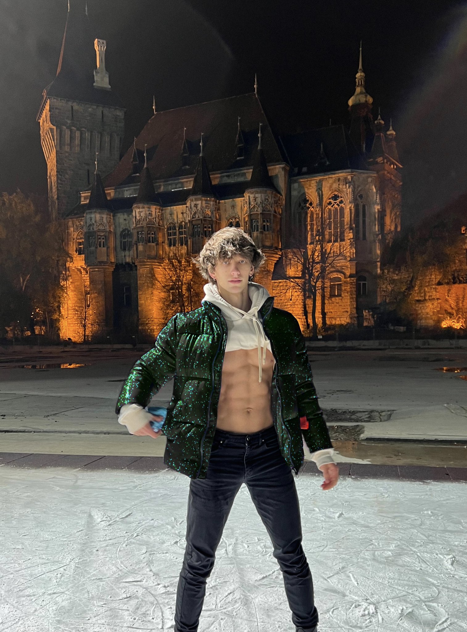 TW Pornstars - 2 pic. Andrii Levchenko. Twitter. let's go ice skating ...