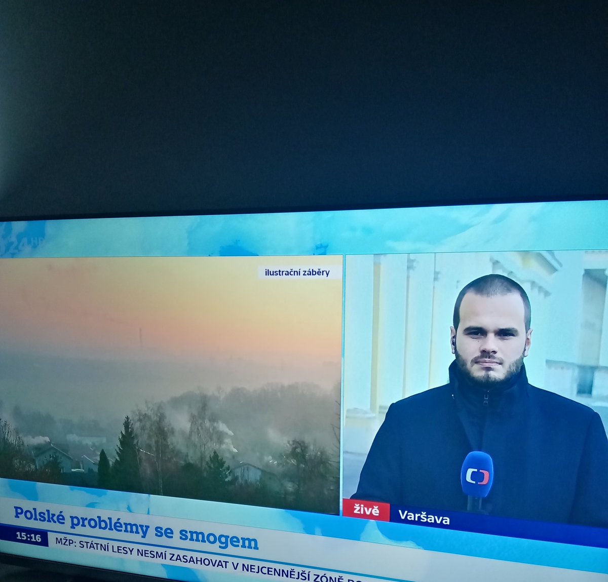 Krzysztof Rojowski on Twitter: "W 🇨🇿 publicznej tv mówią właśnie o problemach ze smogiem w ...
