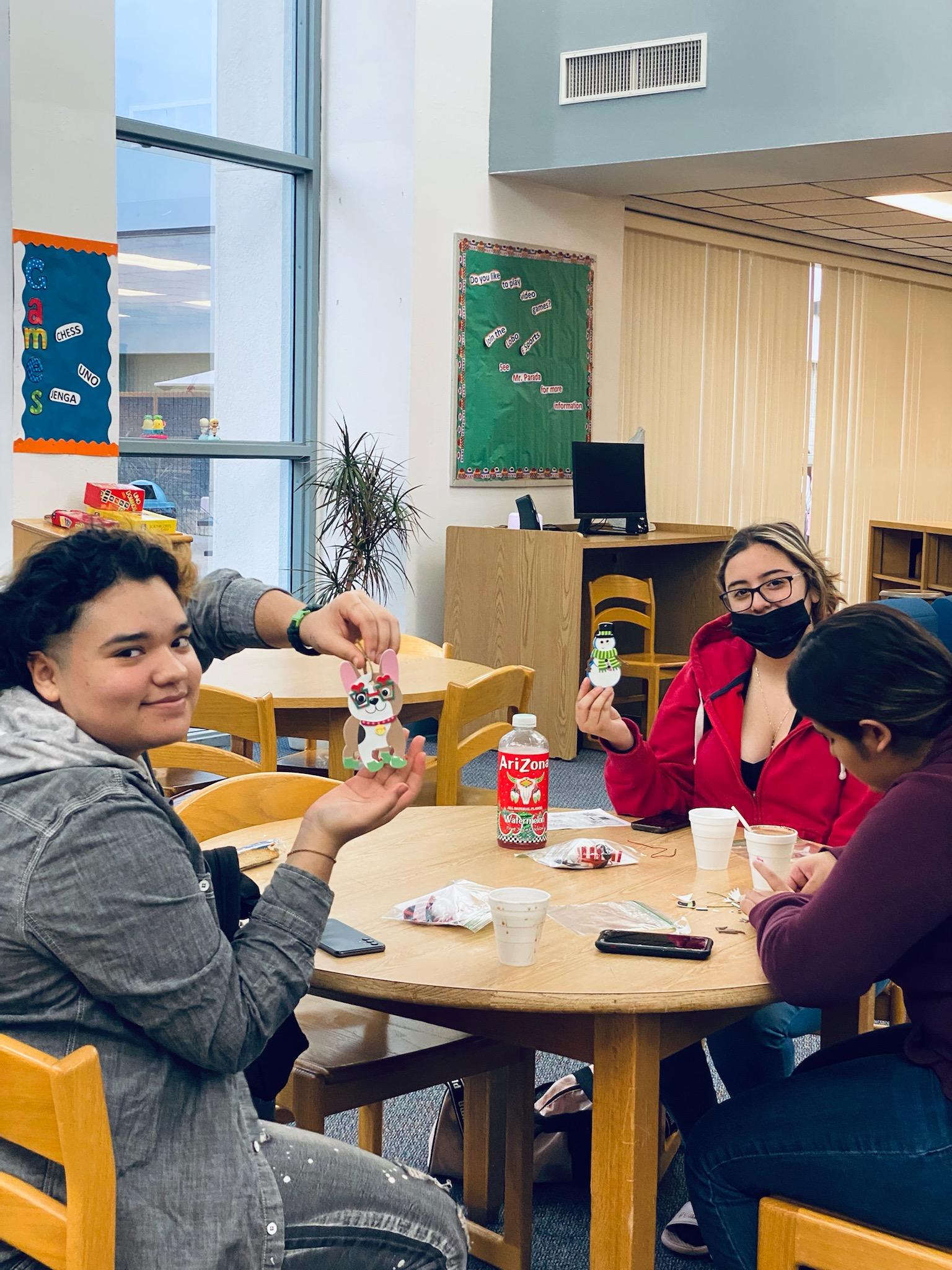 Betty Leon Library @ Mountain View HS (@LobosLibrary) / Twitter