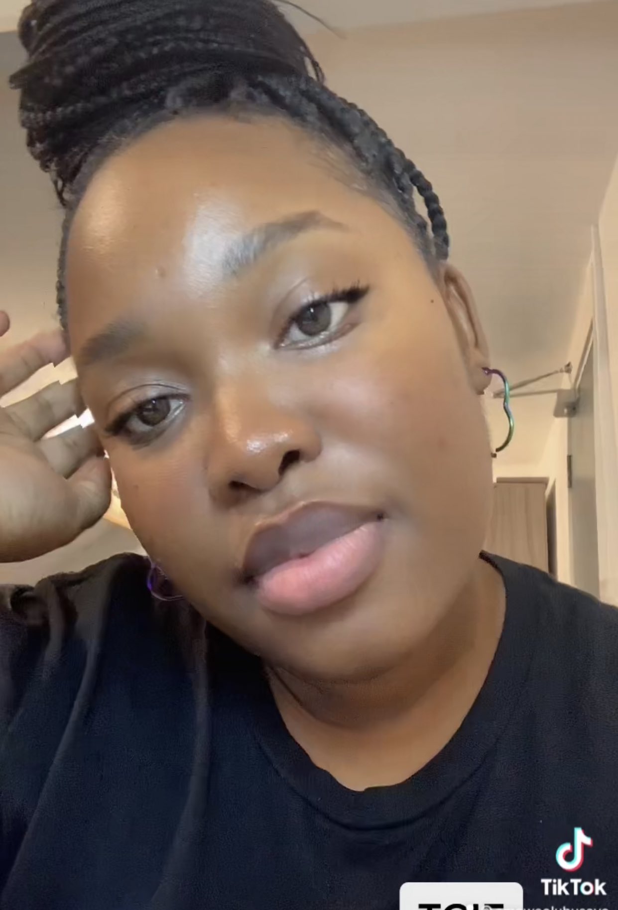 busayo on Twitter: "Sc from a video https://t.co/kUuLwKMVv7" / Twitter