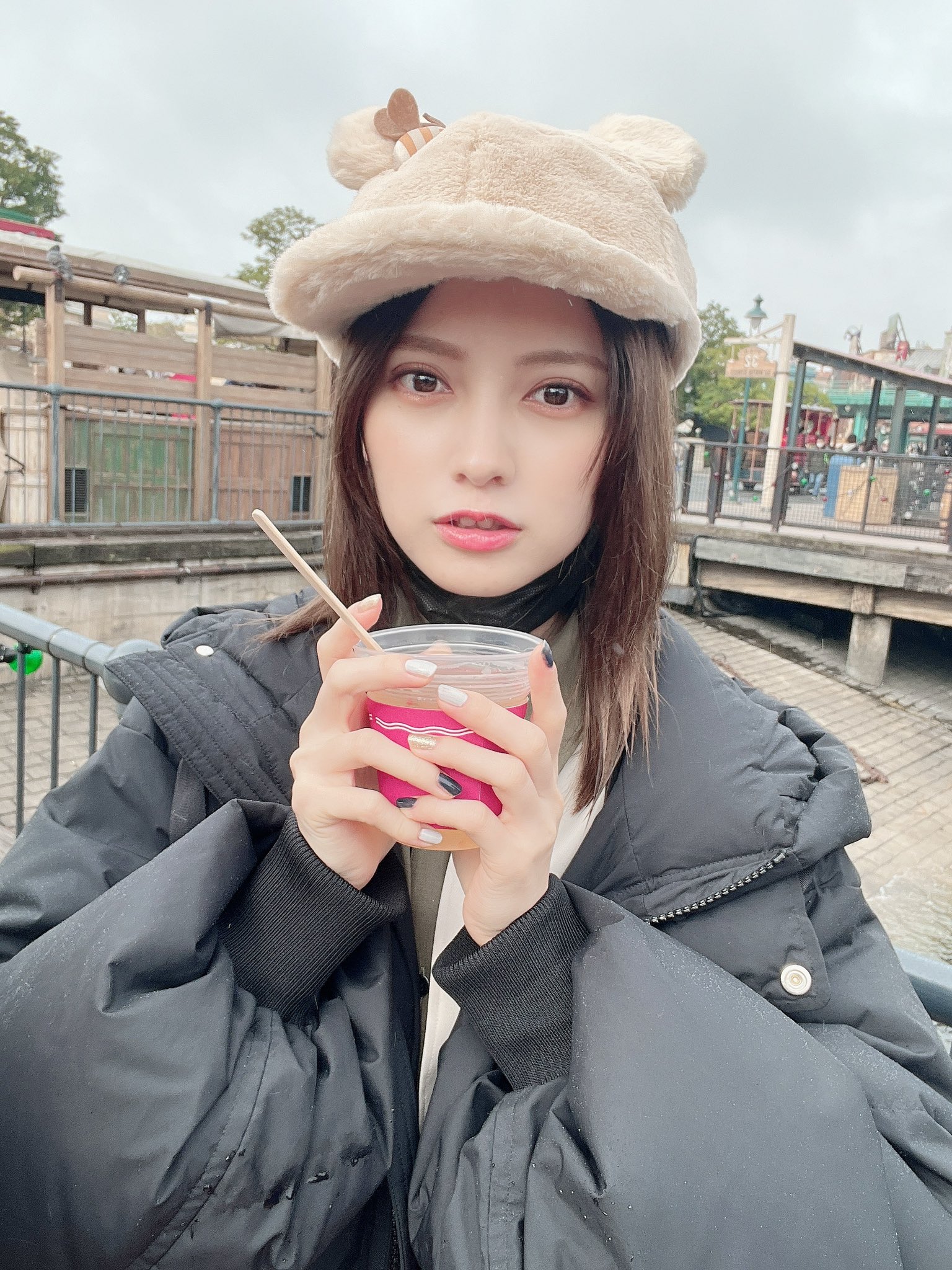 桃月なしこ On Twitter ディズニーで乾杯しよやあ 🏰🐭🖤 Uqm7gy8zdl Twitter