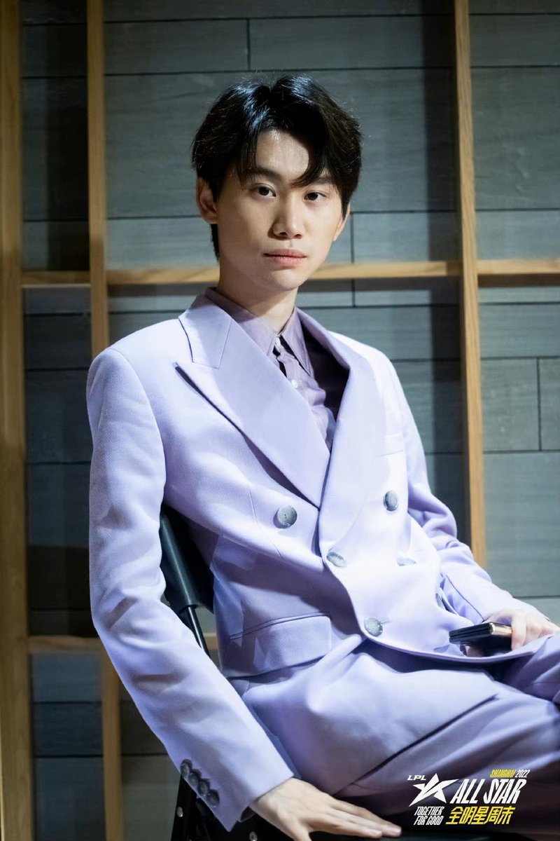 LPL Fanclub on Twitter: "Today’s Doinb look 😍😍😍 #LPL"