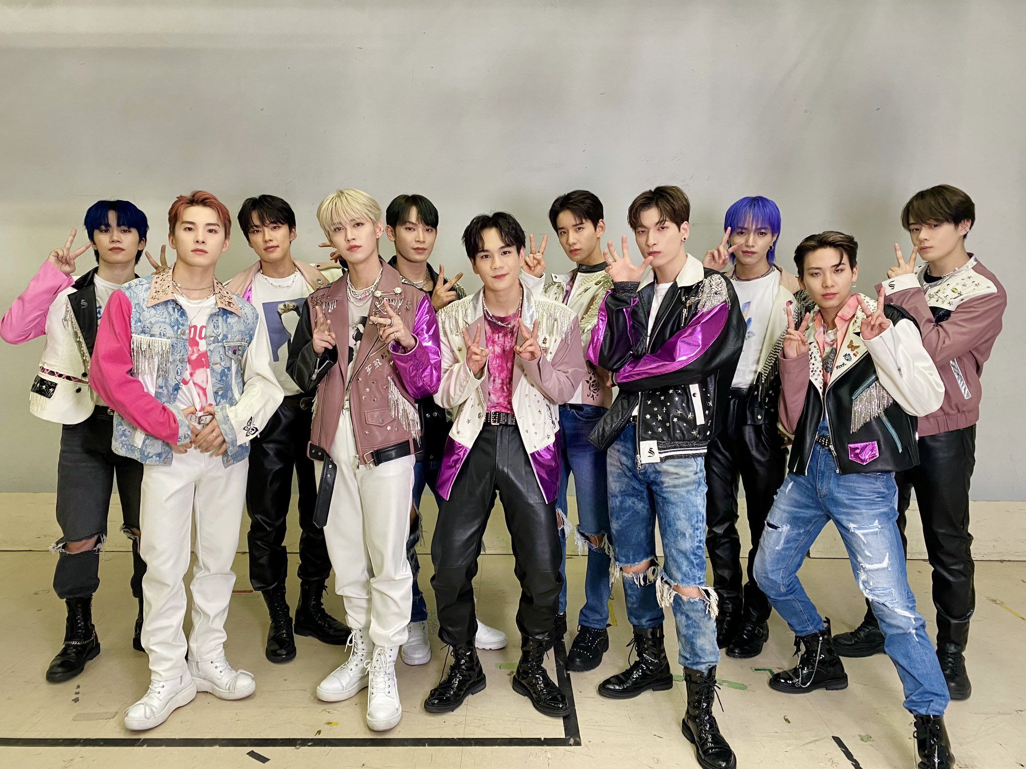 JO1 on Twitter: "NHK《 #Venue101 》に 出演させていただきました💫 久しぶりに披露させていただいた #REAL MVはこちら🏃🏻‍♂️ https://t.co ...