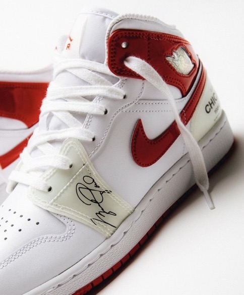 SNKR_TWITR on Twitter: "Dropped via YCMC: Kids Jordan 1 Mid SS ‘Rookie Season’ GS https://bit.ly ...