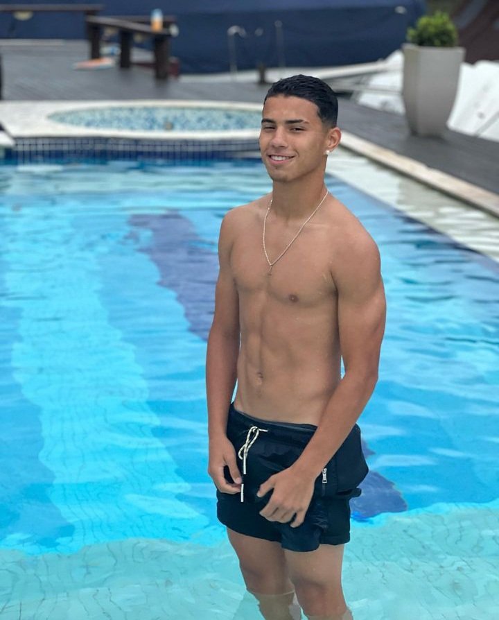 João Victor on Twitter: "Seu marido? 😂😍