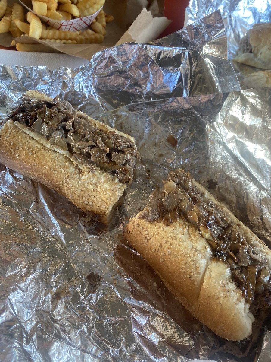 Carl Manfred On Twitter 9 7 Cheesesteak Holy Fuck Johns Roast Pork