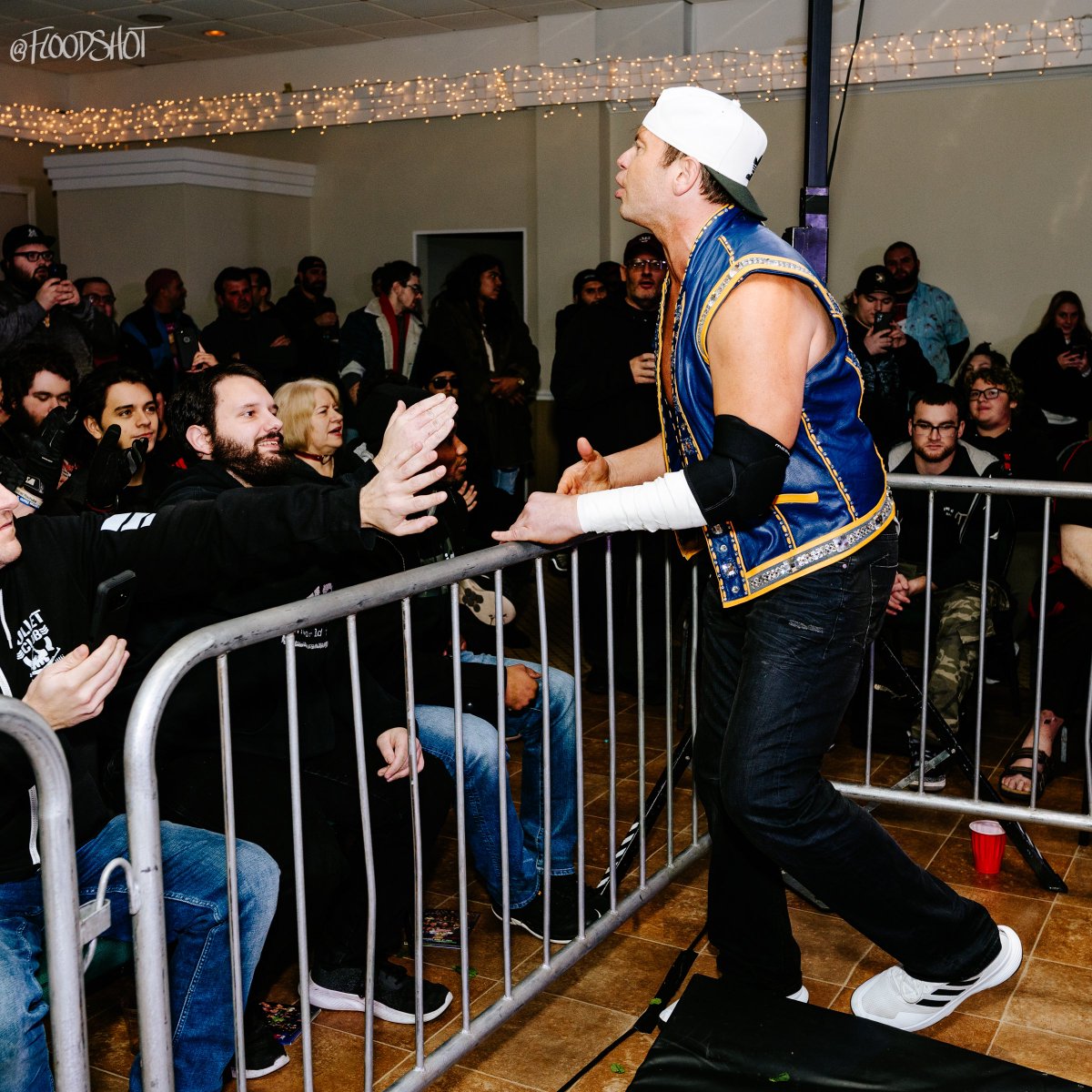 mmmatt on Twitter: "awesome being part of Alex Riley/Kevin Kiley’s return"