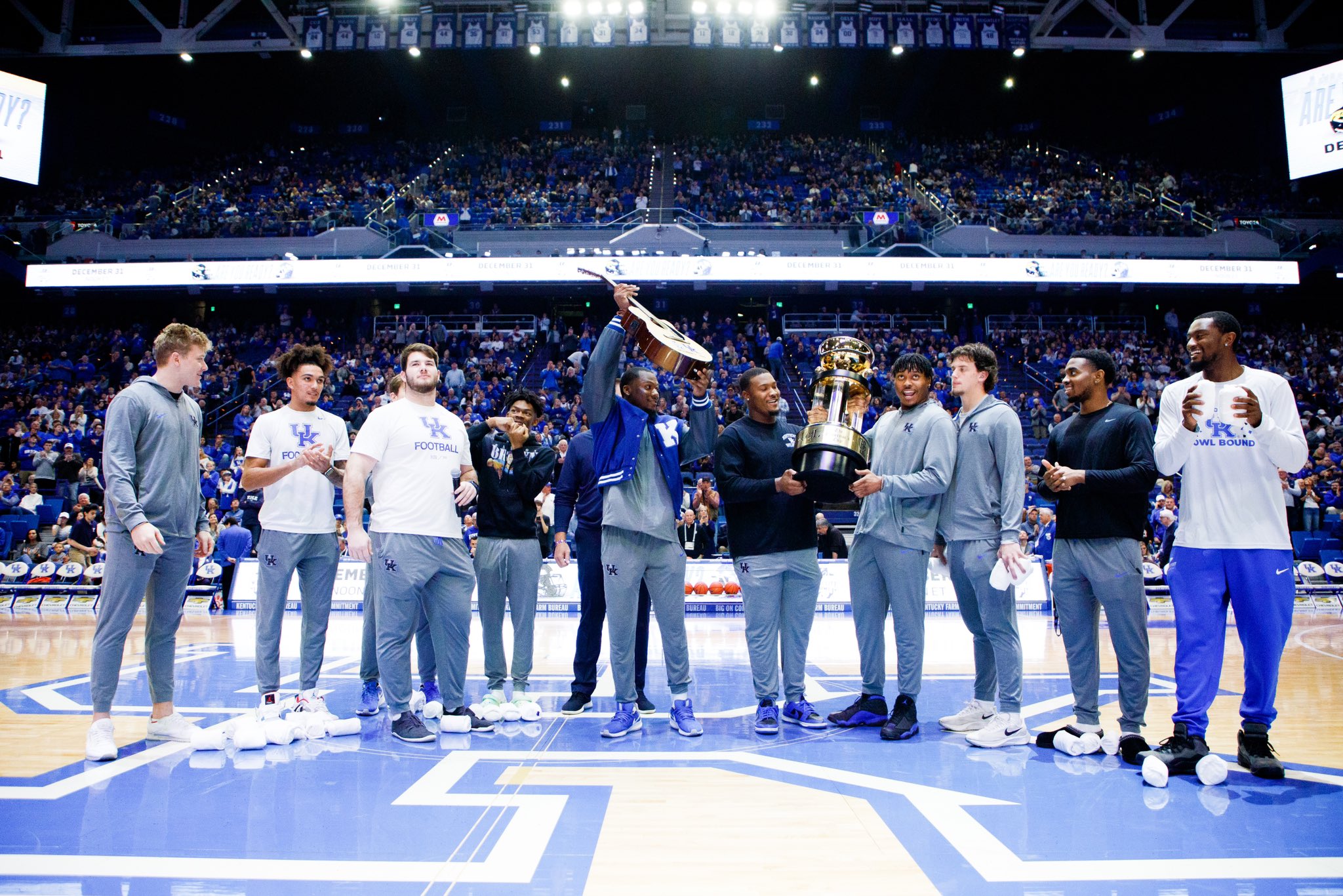 Hayden Mitchell (@Haydenemily54) / Twitter