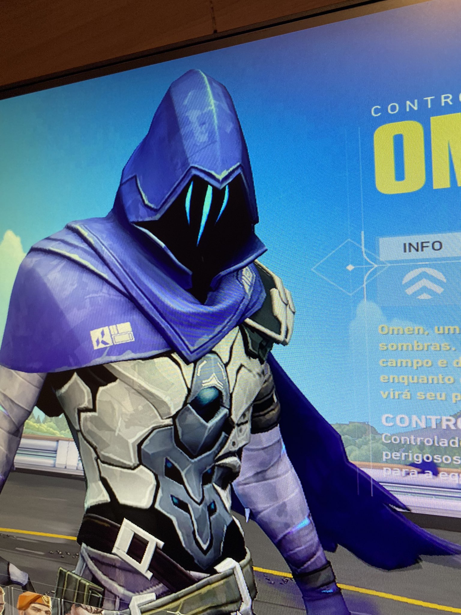 isay on Twitter: "pq q na barriga do omen tem outro omen https://t.co/JubfSKm9NS" / Twitter