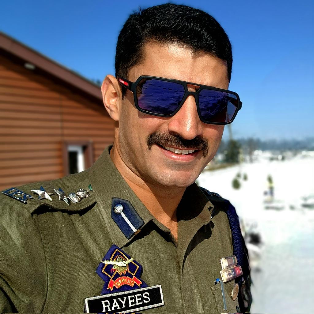 Rayees Mohammad Bhat on Twitter: "#NewProfilePic"