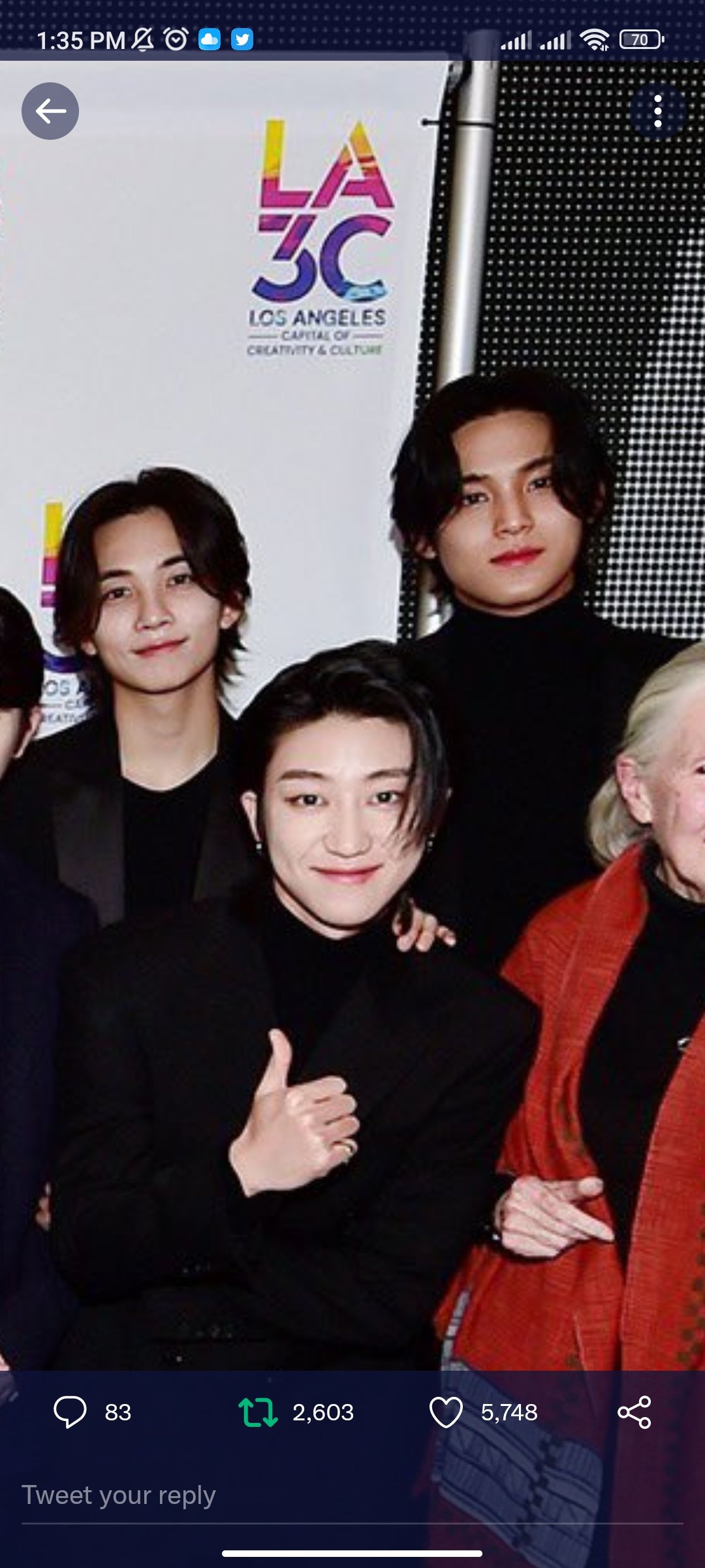 세븐틴(SEVENTEEN) on Twitter: "[17'S] 12월의 LA를 HOT🔥하게 달군 열정 넘친 세븐틴의 #LA3C 공연! 오늘도 세븐틴은 무대를 뿌셔💥 #LA ...