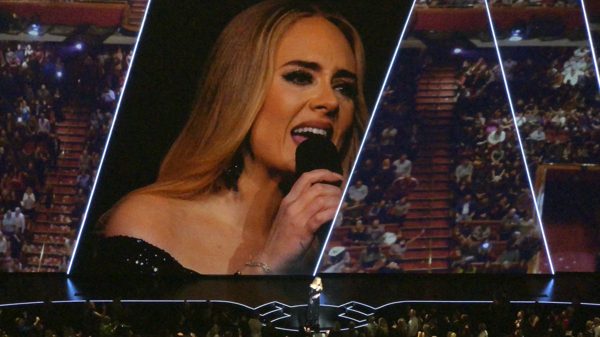 majic🕊🌎🌍🌏 on Twitter: "Last night was TGIF in Vegas! Can’t find words to convey the singular ...