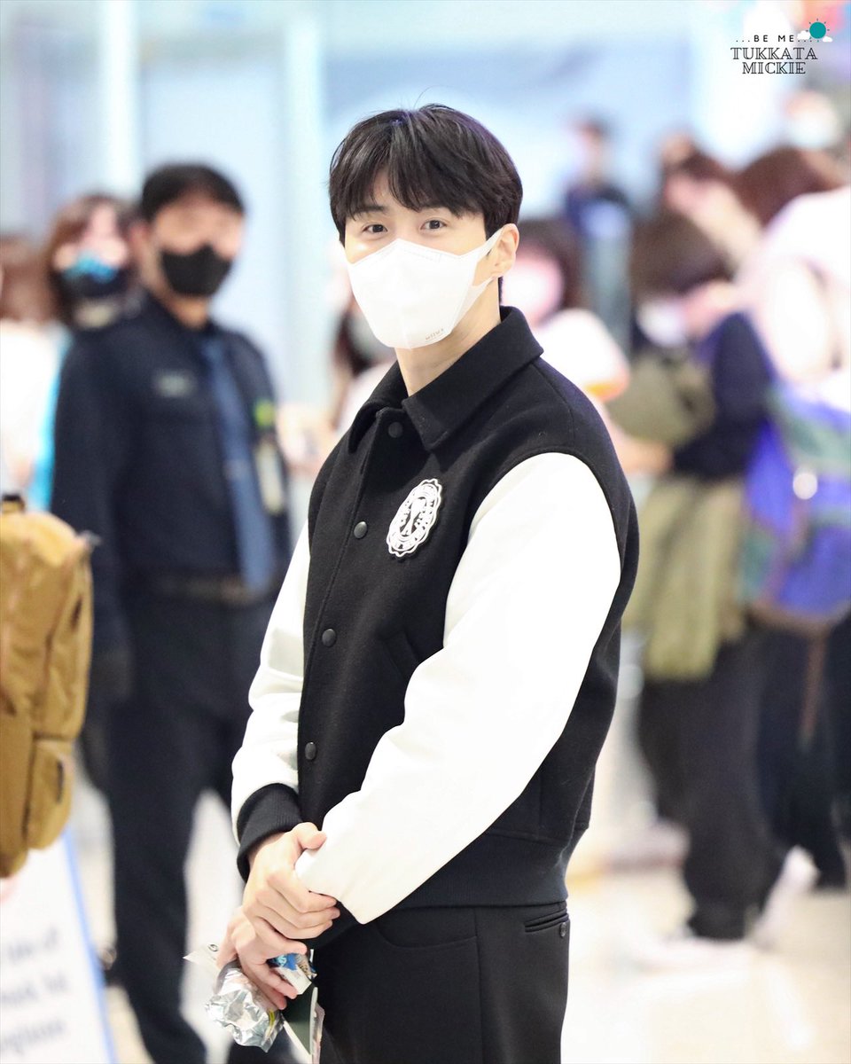 📌 Bᴇ Mᴇ on Twitter: "Safe Flight ️ #KimSeonHo #김선호 📍 http://tukkatamickie.tistory.com/604"
