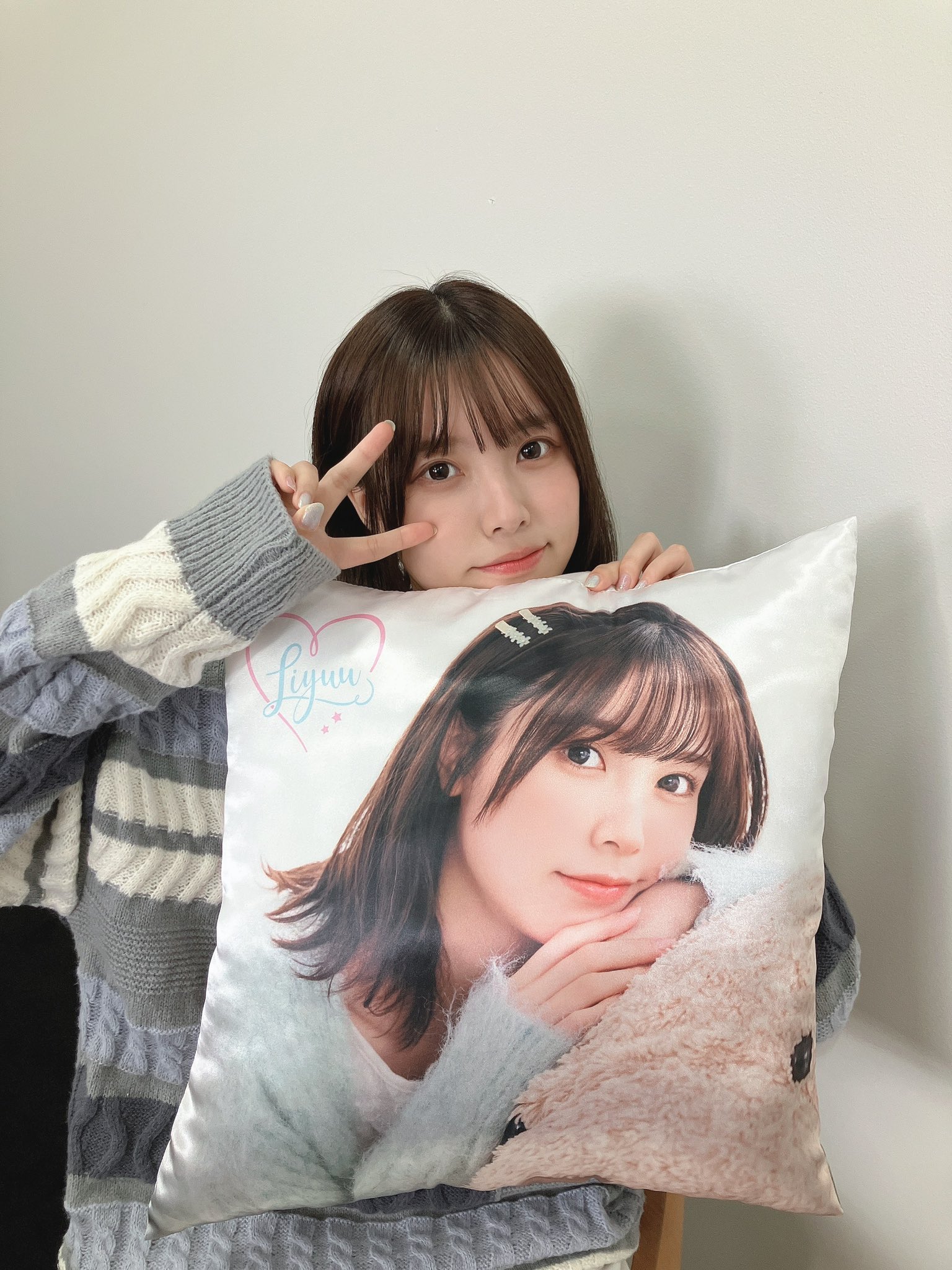 Liyuu STAFF on Twitter: "FC #YuUKoiDays FC生配信ありがとうございました ️ Liyuuからのコメント動画をアップしました カレンダー撮影の金沢土産応募 ...