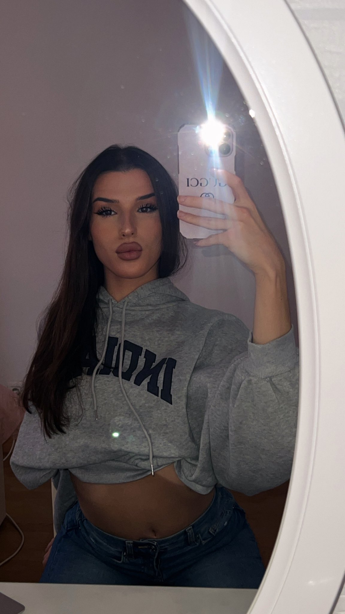 davida on Twitter: "que es lo que tú quieres de mi? chapi chapi https://t.co/Iq2rvKDAAW" / Twitter