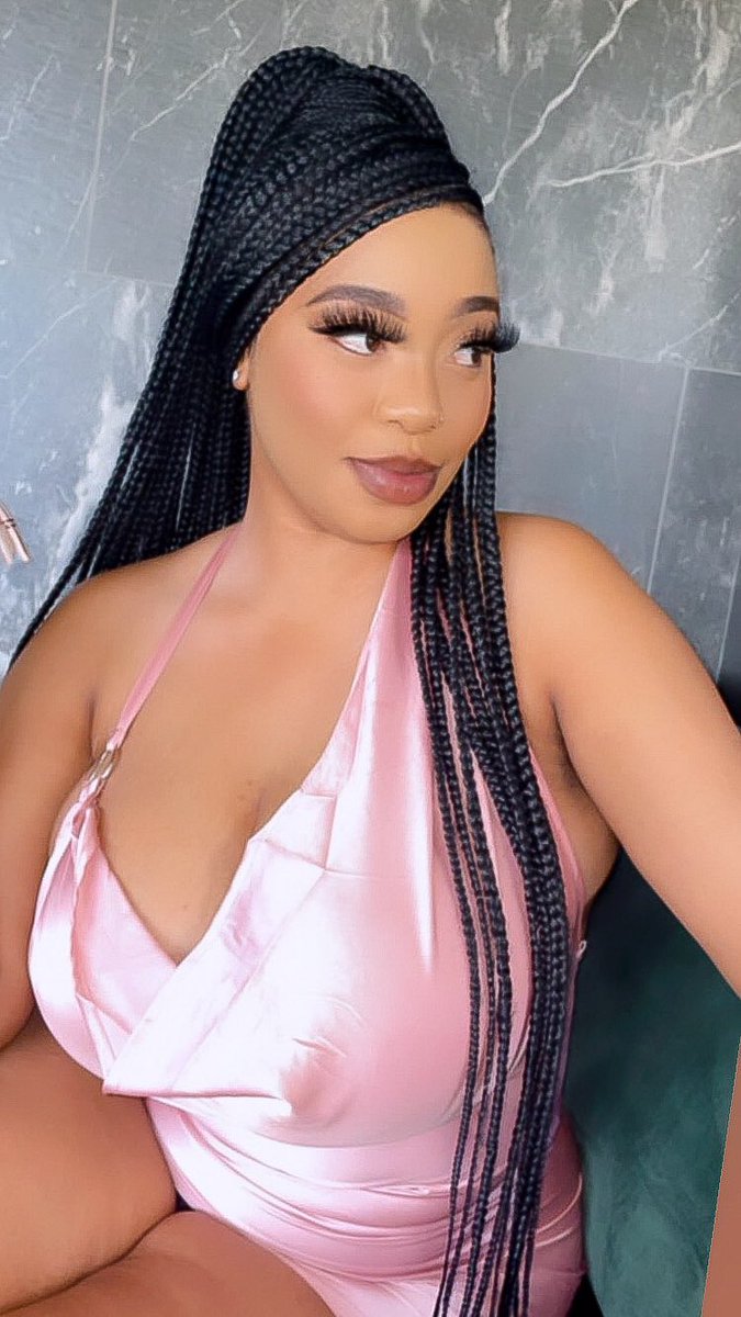 𝐿𝑒𝑡ℎ𝑎𝑏𝑜🦋 on Twitter: "Loved this little pink number 😍"