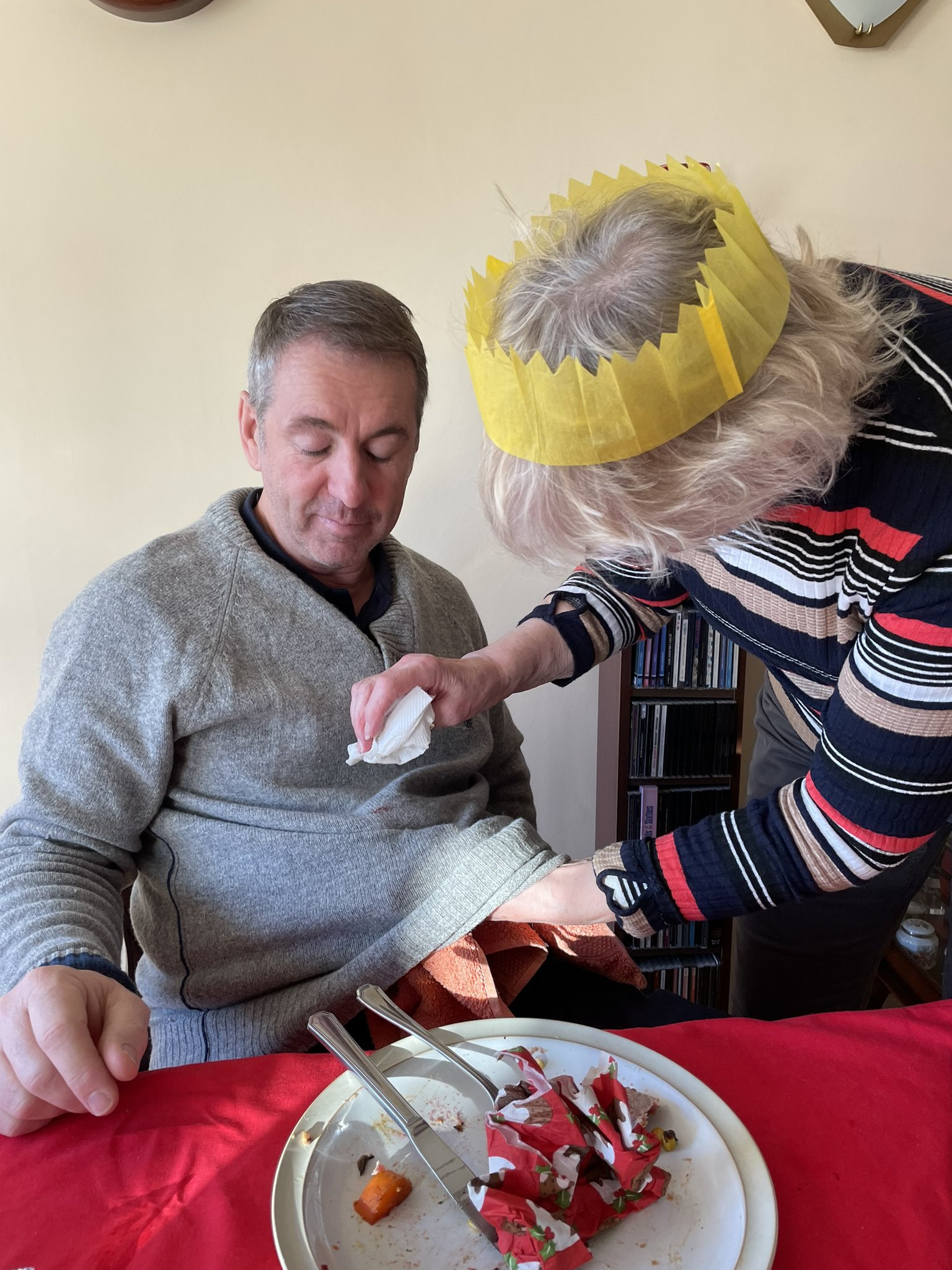 Becky Holmes Hates Spinach On Twitter My Favourite Photo From Christmas Day My 55 Year Old 
