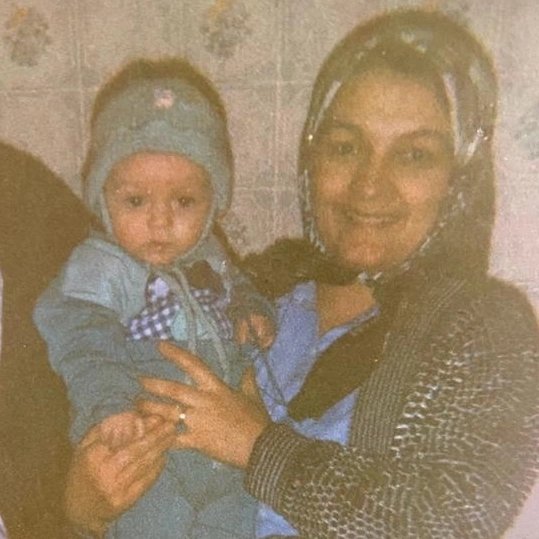 Mesut Ozil Father And Mother