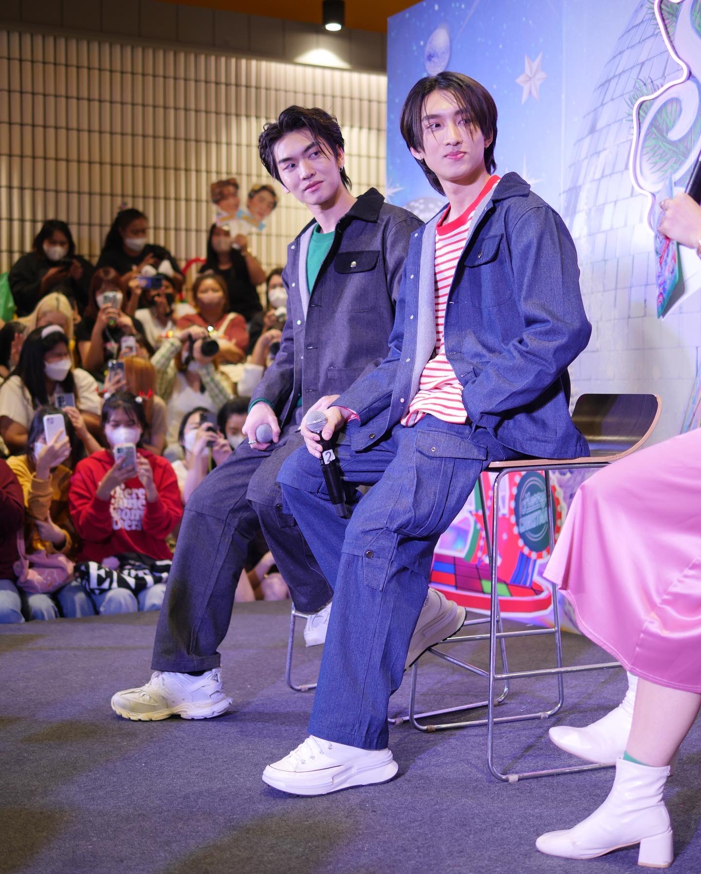 ม๊าเฉิน (Chen ma) on Twitter: "กราบขอบพระคุณย้อนหลังผู้ใหญ่ใจดี @mbkcenterth ที่เชิญน้องๆไปร่วม ...