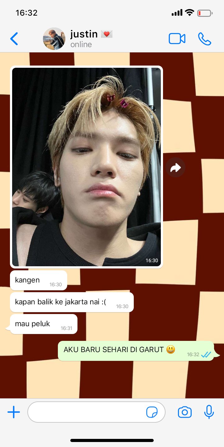 NIDA on Twitter: "ketika si physical touch harus ldr taeyong few tweets au https://t.co ...