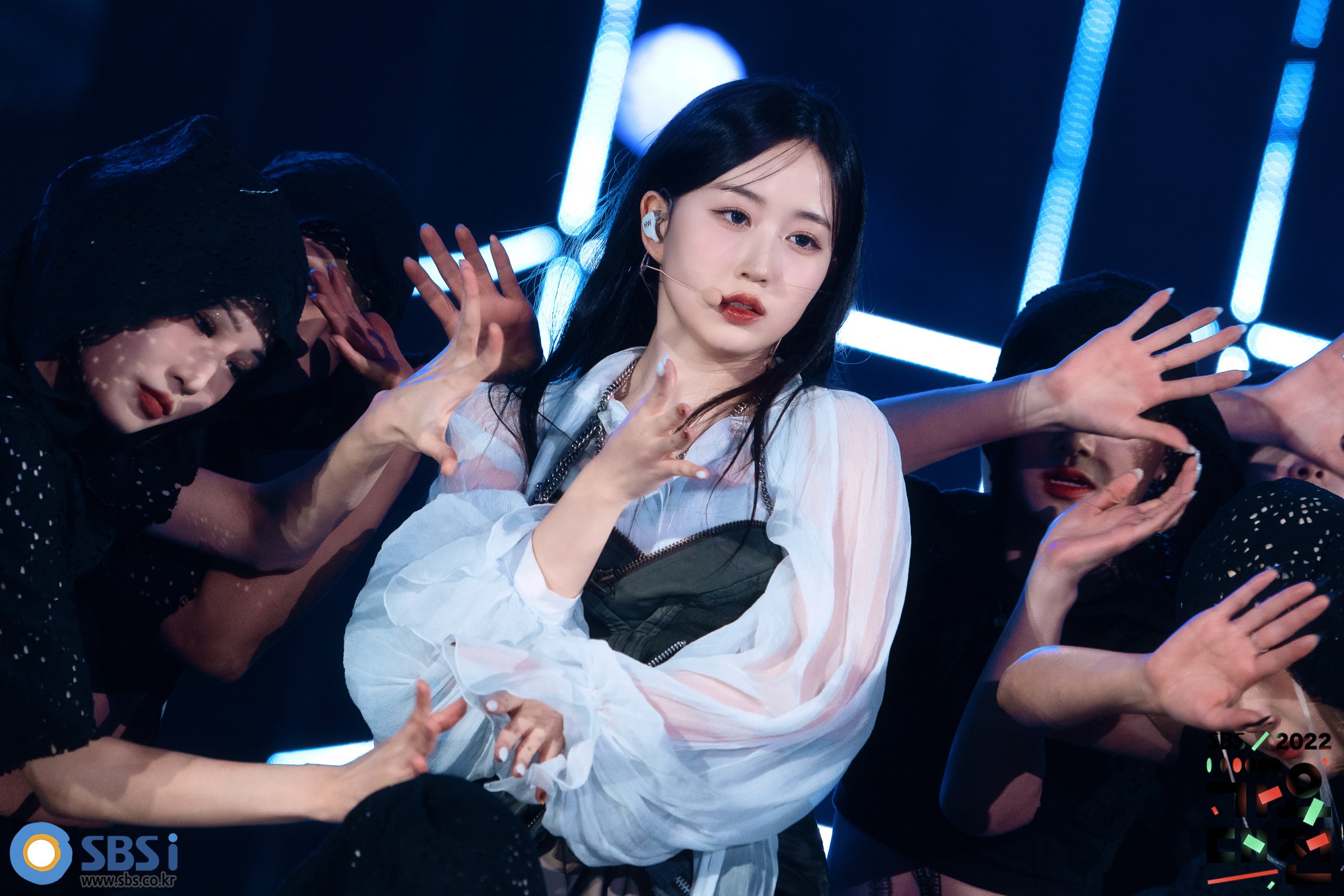 nmixx pics on Twitter: "2022 SBS Gayo Daejeon pd-note update with #HAEWON — 221224 https://t.co ...