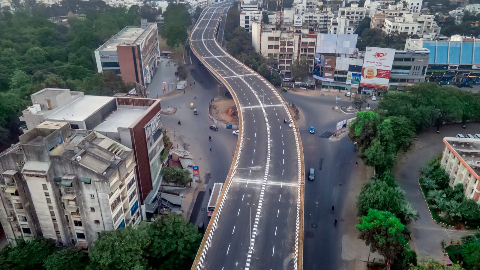 Vadodara gets 3.5 km long Atal flyover | DeshGujarat