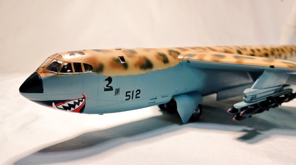 キックの鬼マナティー@トリカブト会 on Twitter: "RT @Hiro19820927: No.512 タミヤ 1/100 B-52D ストラトフォートレス 完成しました ️ ...