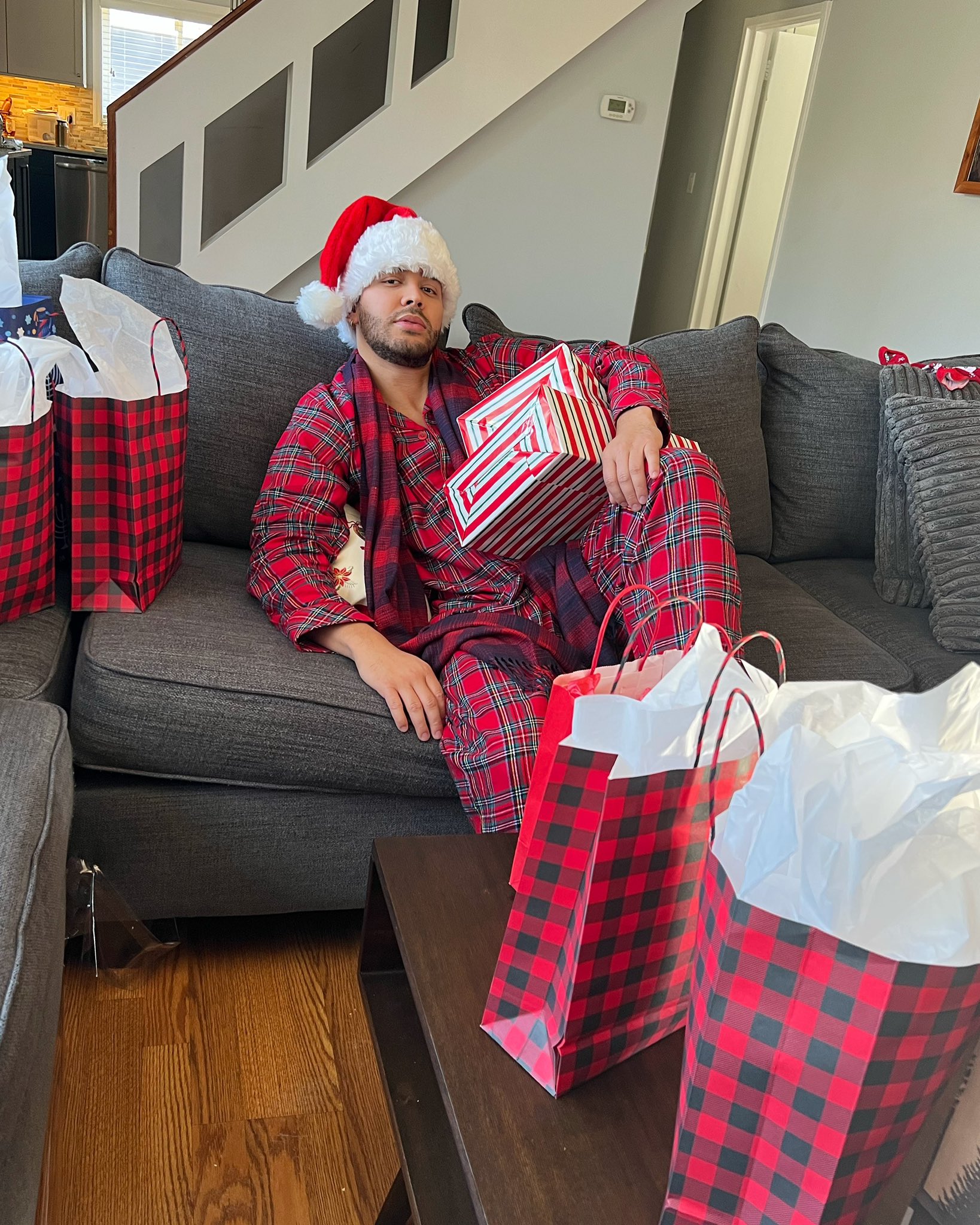 Fotos De Prince Royce Y Su Familia